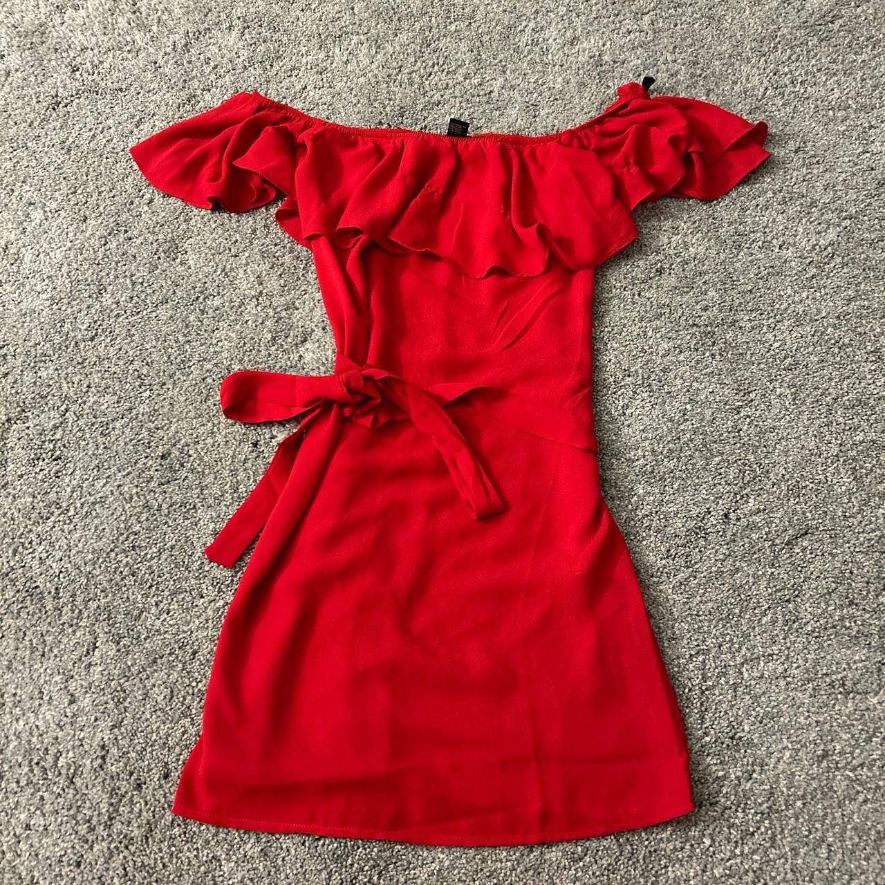 Forever 21 Ruffle Mini Dress - Depop