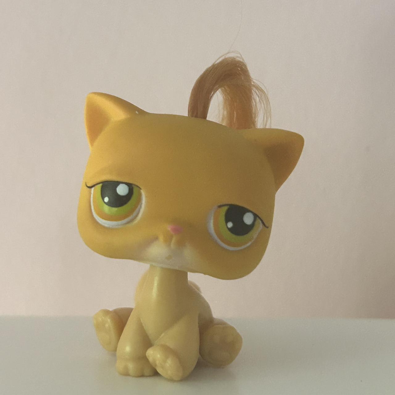 Authentic Littlest Pet Shop #78 Cat Comes in shown... - Depop