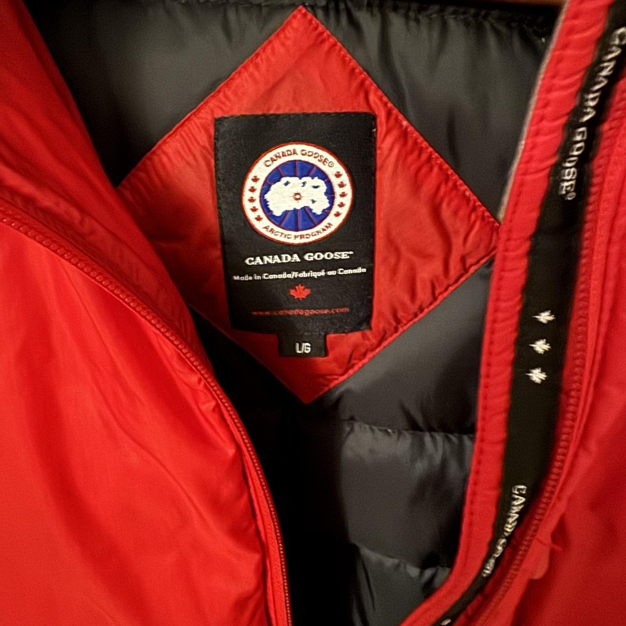 Canada Goose Puffer Jacket Perfect for... - Depop