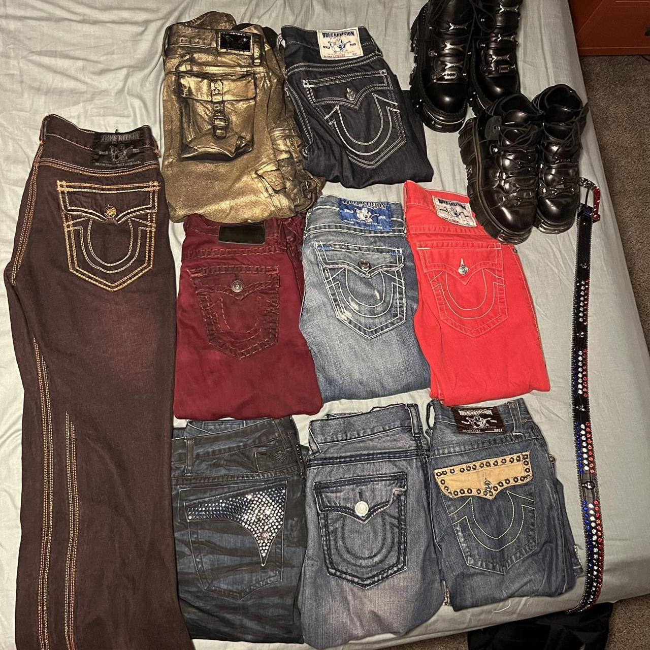 HALF DA COLLECTION ASK BOUT ANYTHING DONT buy I will... - Depop