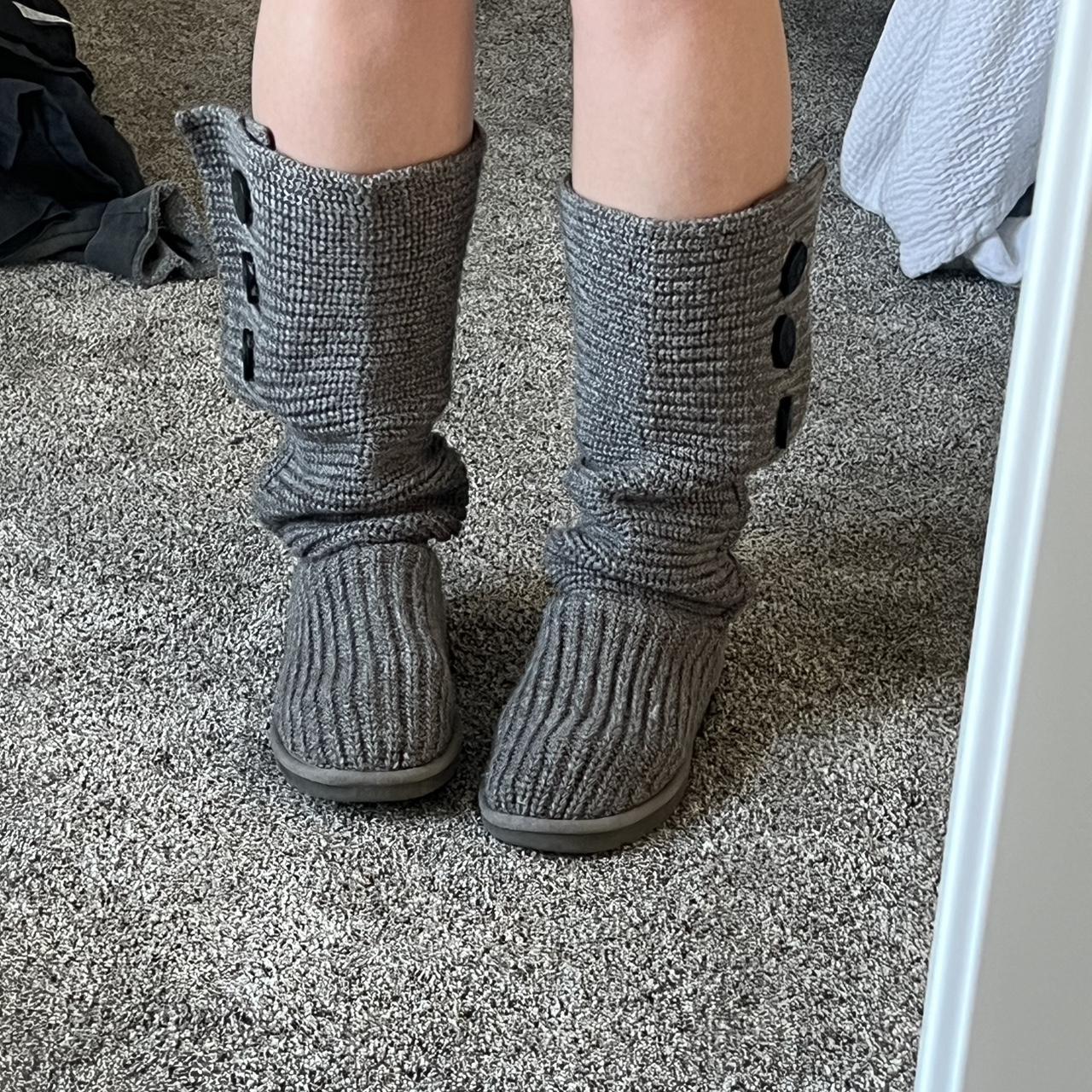 cute grey knitted ugg boots!! in great condition... - Depop
