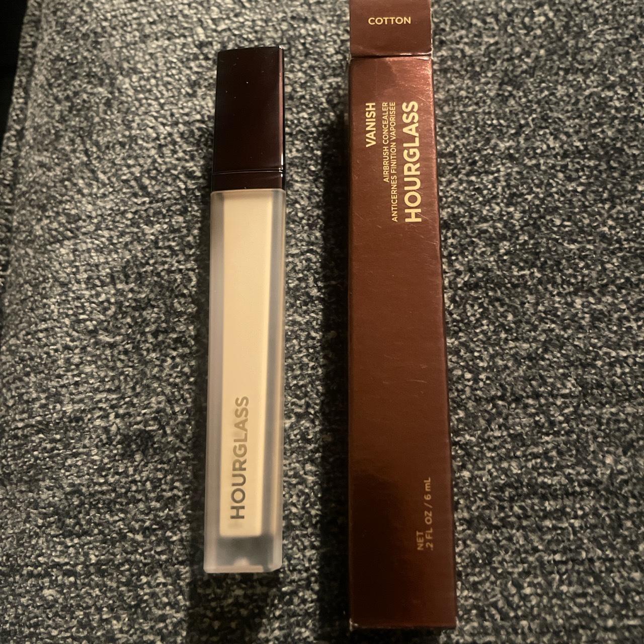 Hourglass Vanish Airbrush Concealer (cotton) - Depop