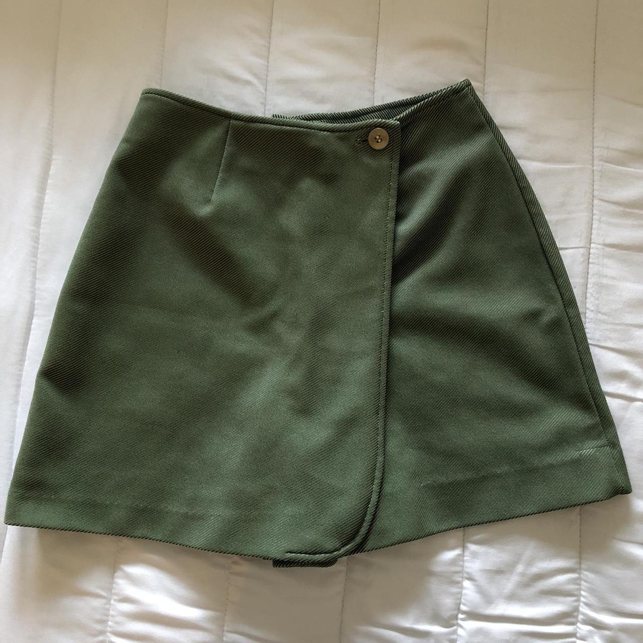 Green Skort/ skirt -made in Japan -skort -front... - Depop