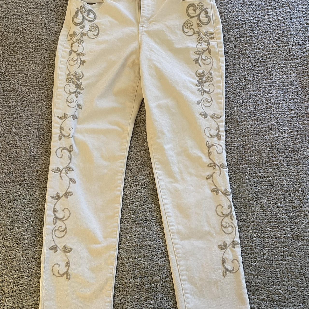 Embroidered cream colored jeans Style & Co Size 8... - Depop