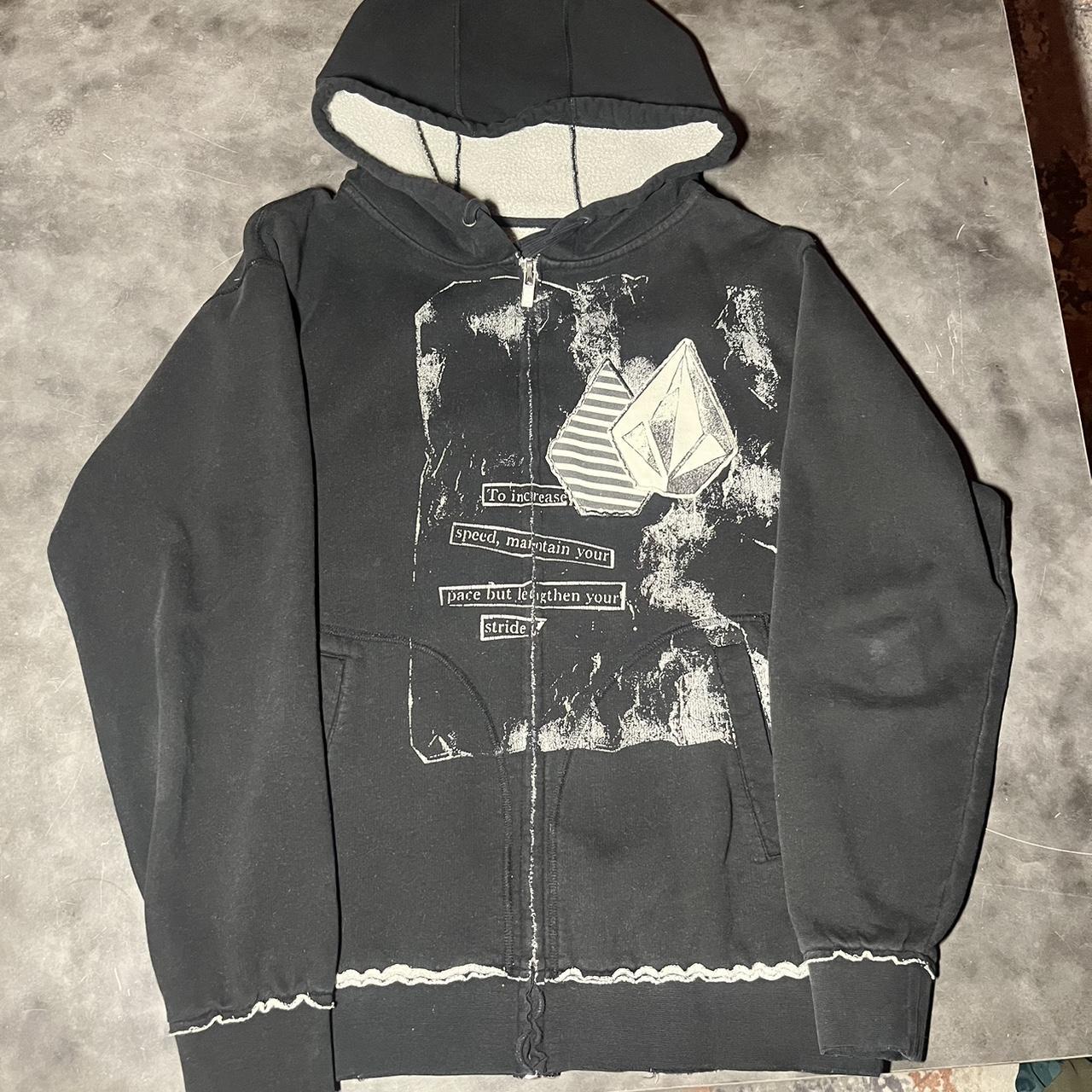 Volcom Zip-up - size medium - color black - super... - Depop