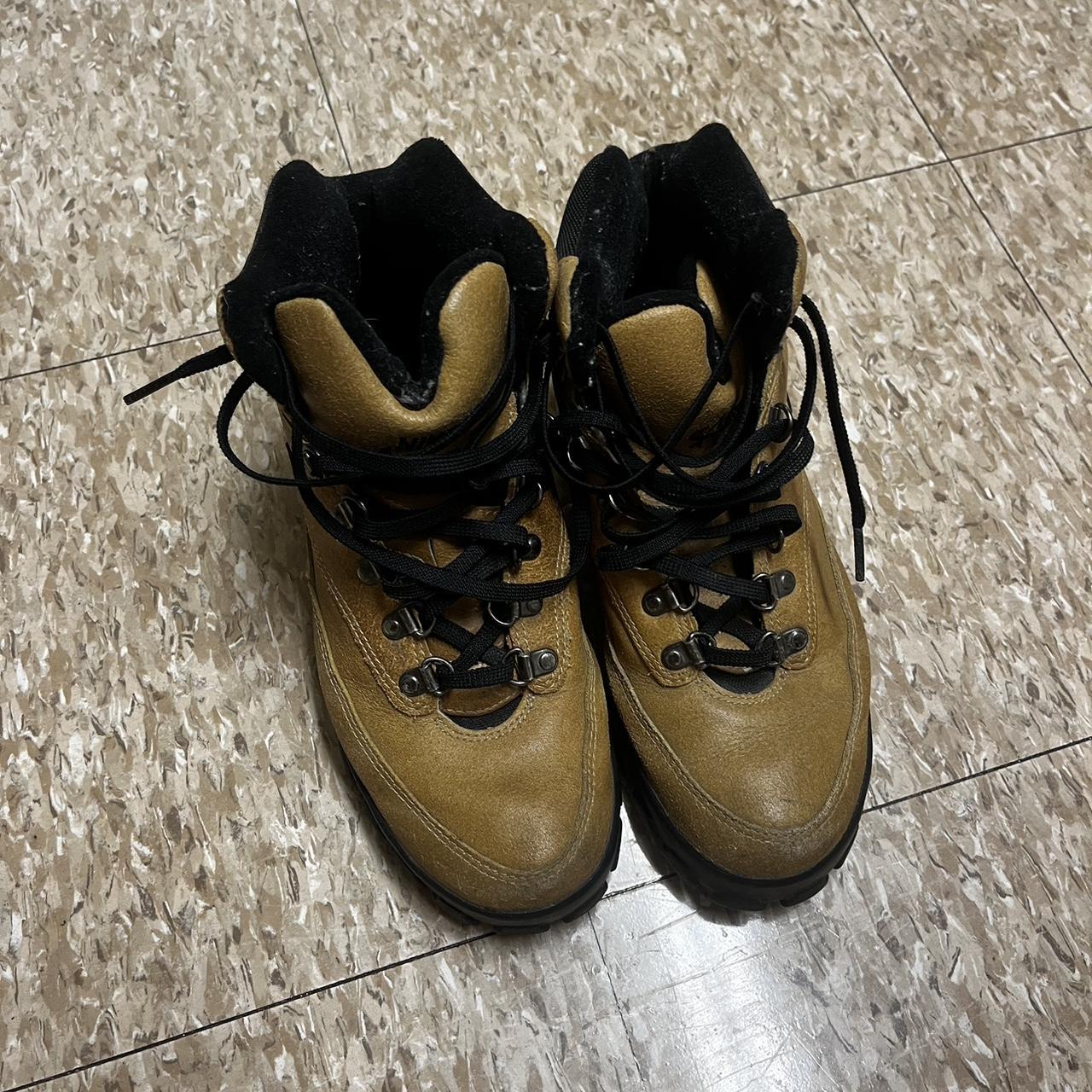 Vintage Nike Hiking Boots Size 95 Mens Fit Small Depop
