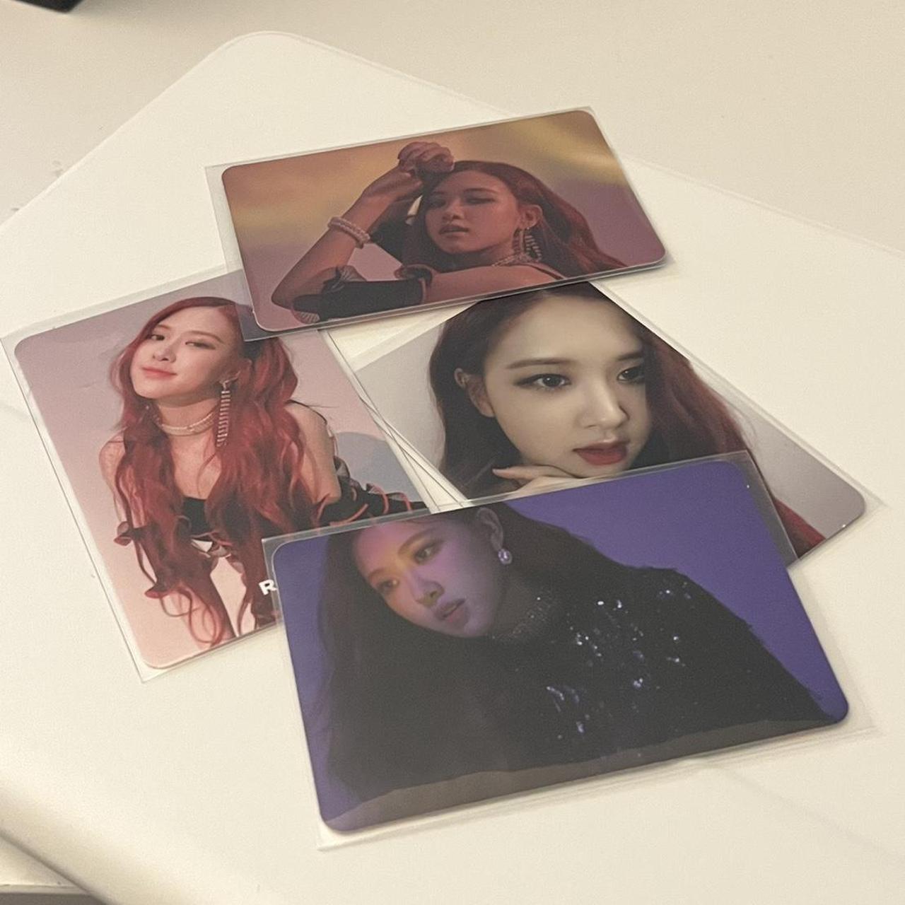 Blackpink Rosé square up 8 pound for the total... - Depop