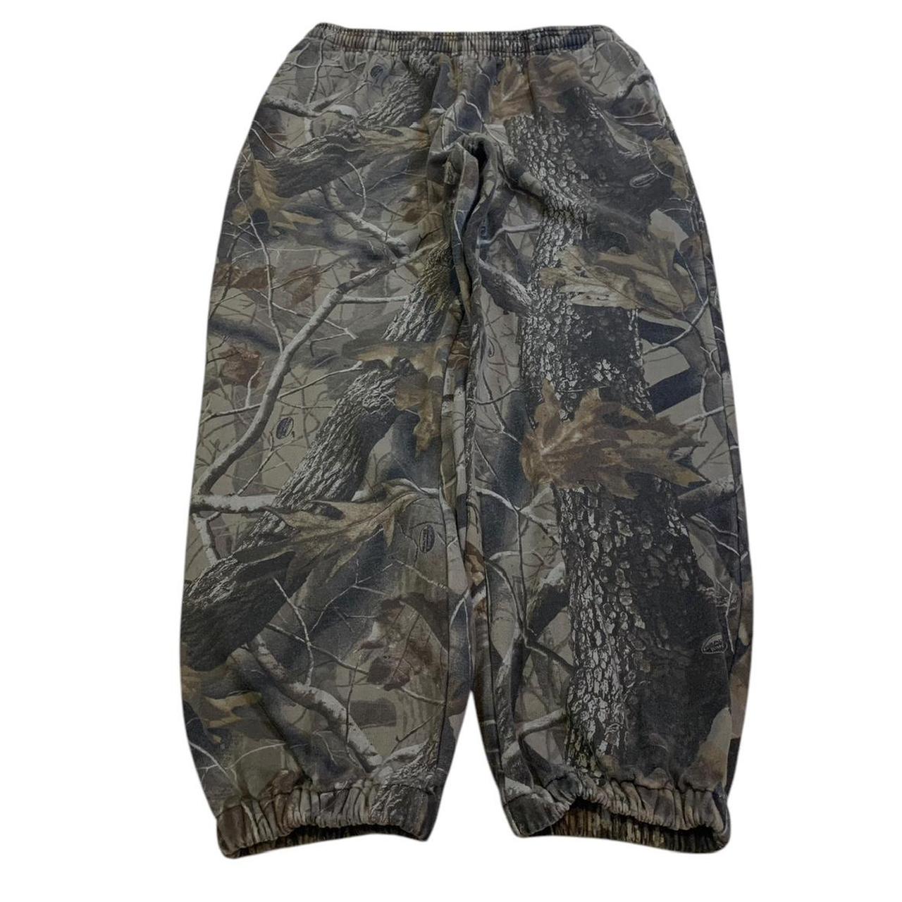 Vintage 90s realtree camo baggy sweatpants! Super... - Depop