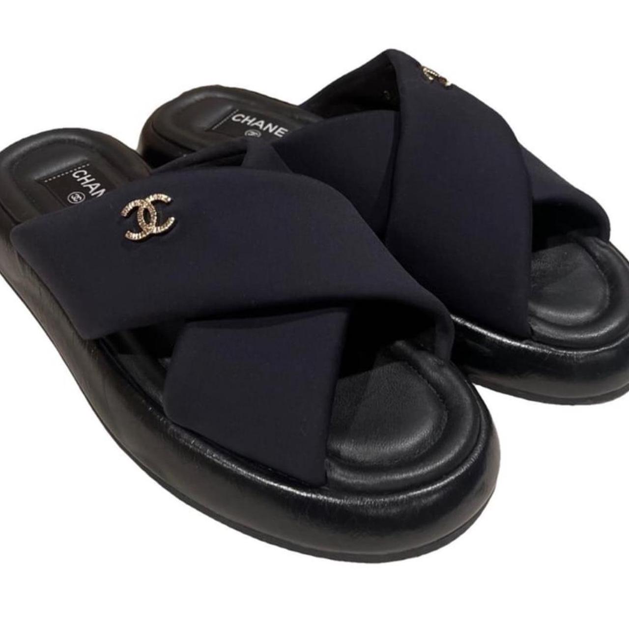 Beautiful Chanel slides worn once. Size 39 EU - Depop