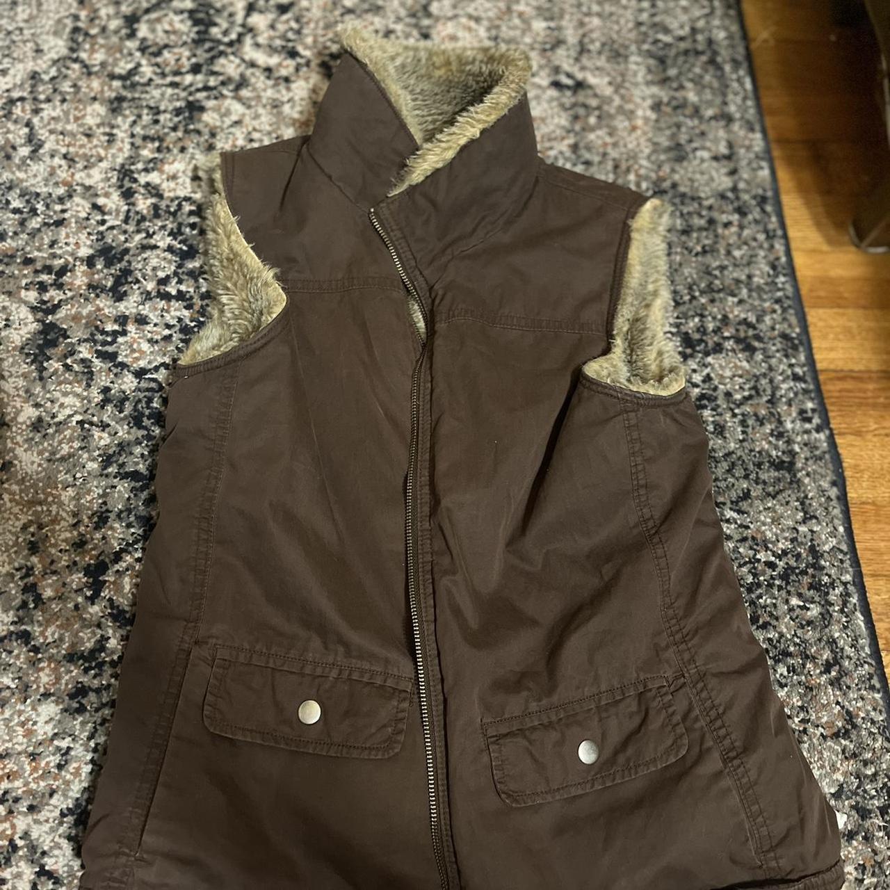 GAP double sided vest brown fur medium - Depop