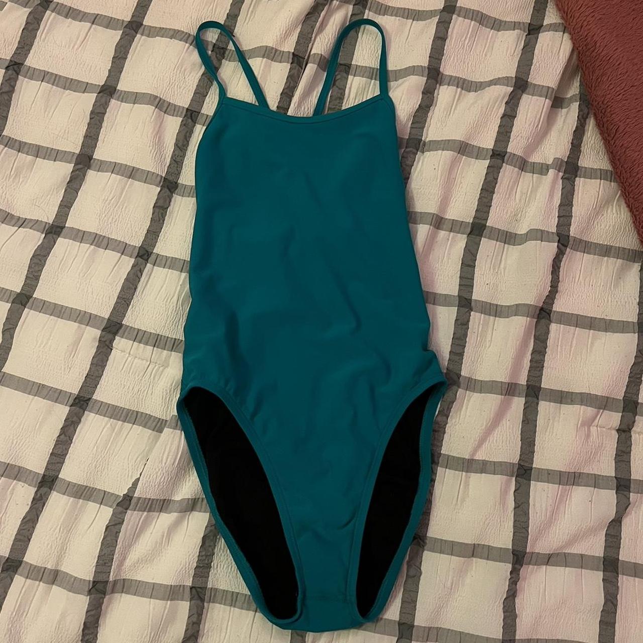 A used size 28 Jolyn, in good condition. The style... - Depop