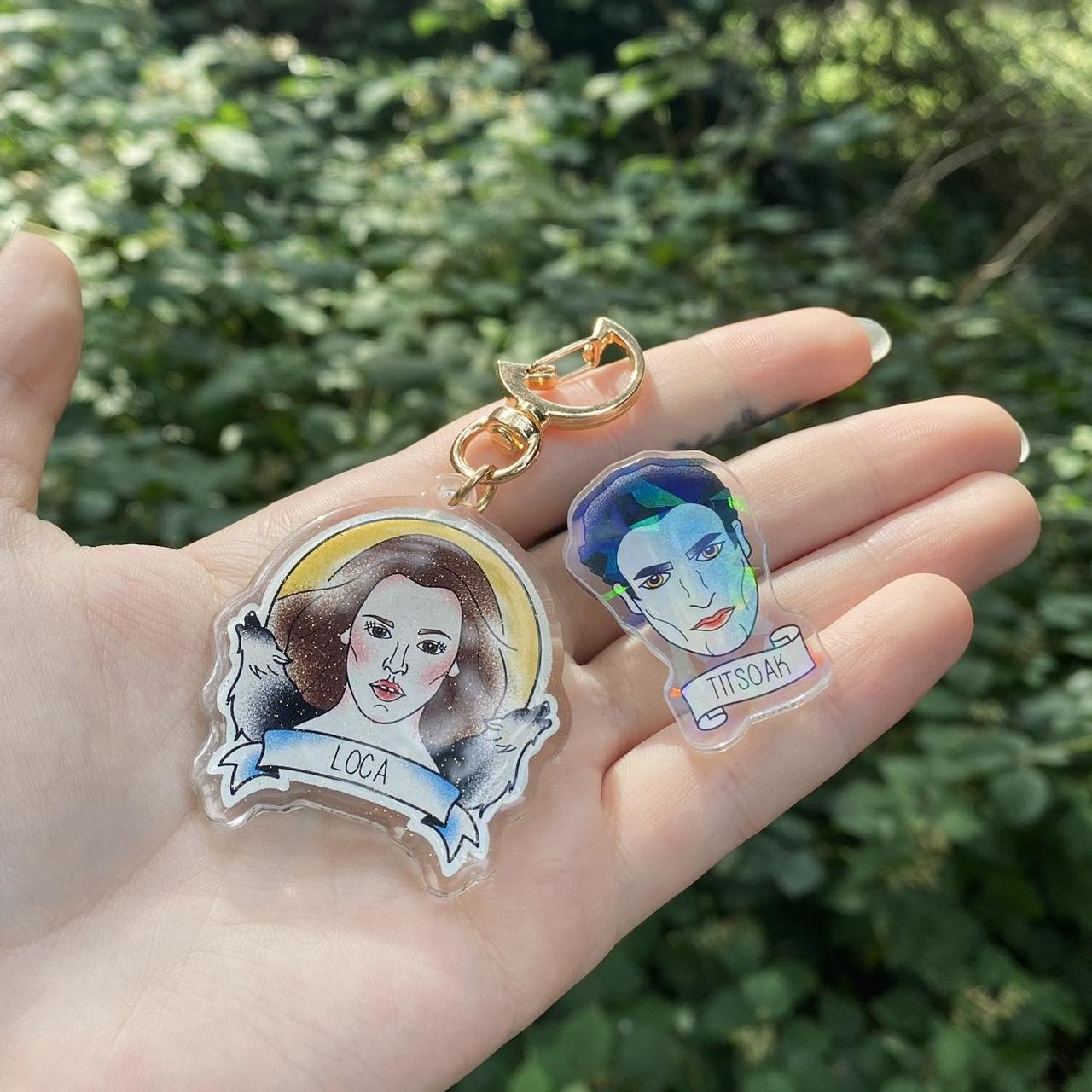 “𝚃𝙷𝙸𝚂 𝙸𝚂 𝚃𝙷𝙴 𝚂𝙺𝙸𝙽 𝙾𝙵 𝙰 𝙺𝙸𝙻𝙻𝙴𝚁” Holo Pin ~ Featuring... - Depop