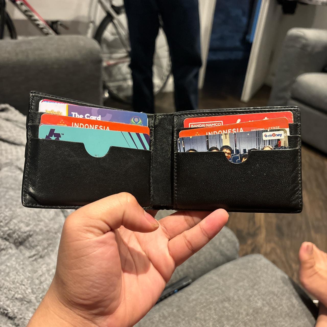 Keep your cards and money safe thanks to this... - Depop