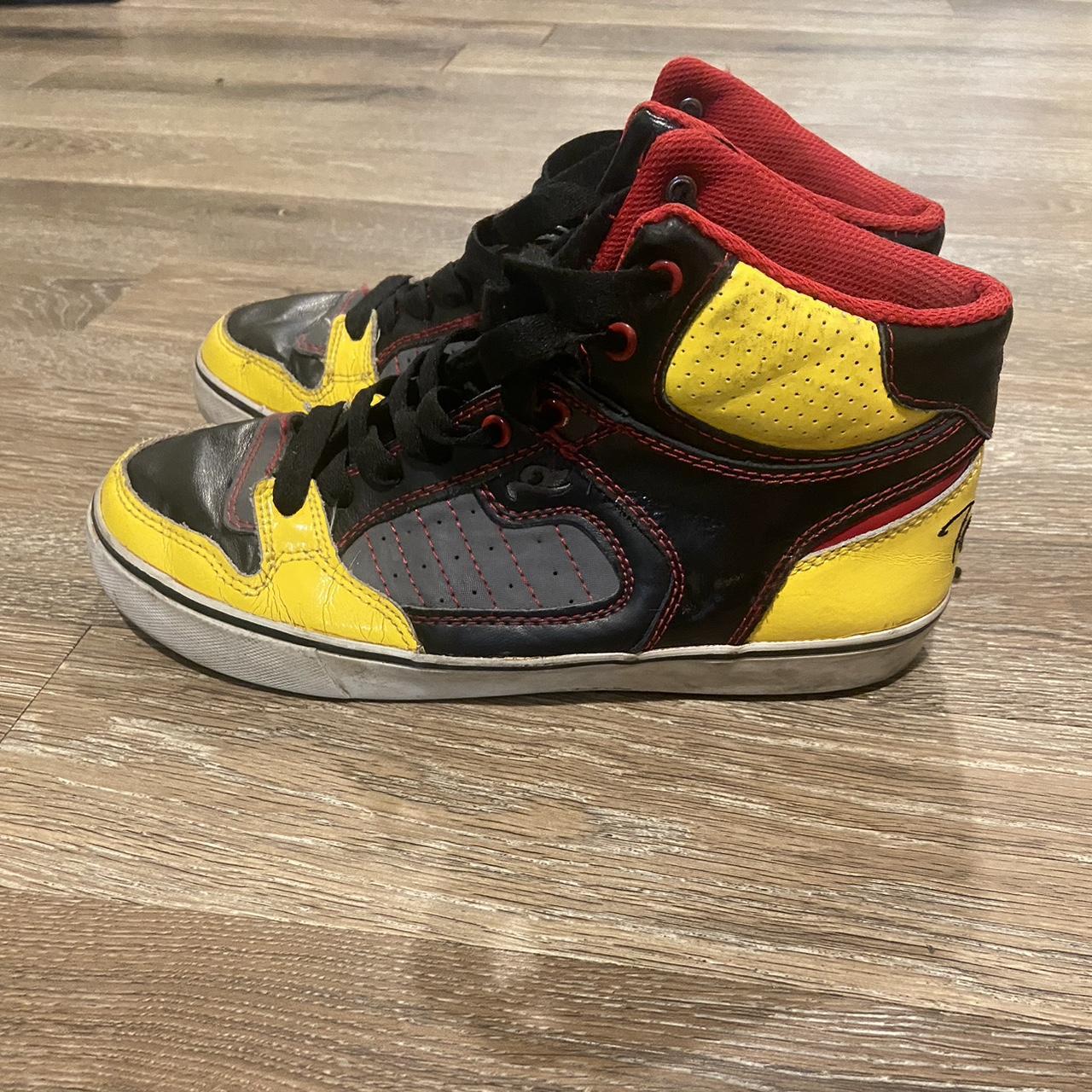 tony hawk shoes - Depop