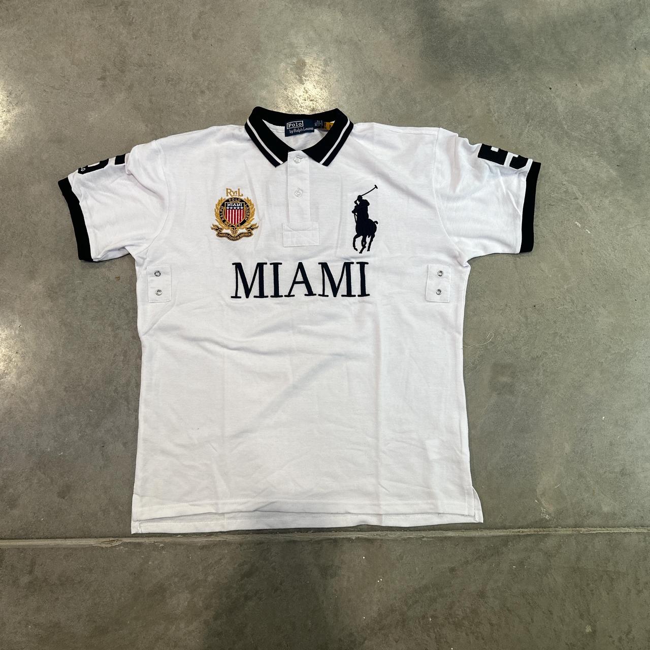 MIAMI POLO Size xl but fits like a large Bought... - Depop