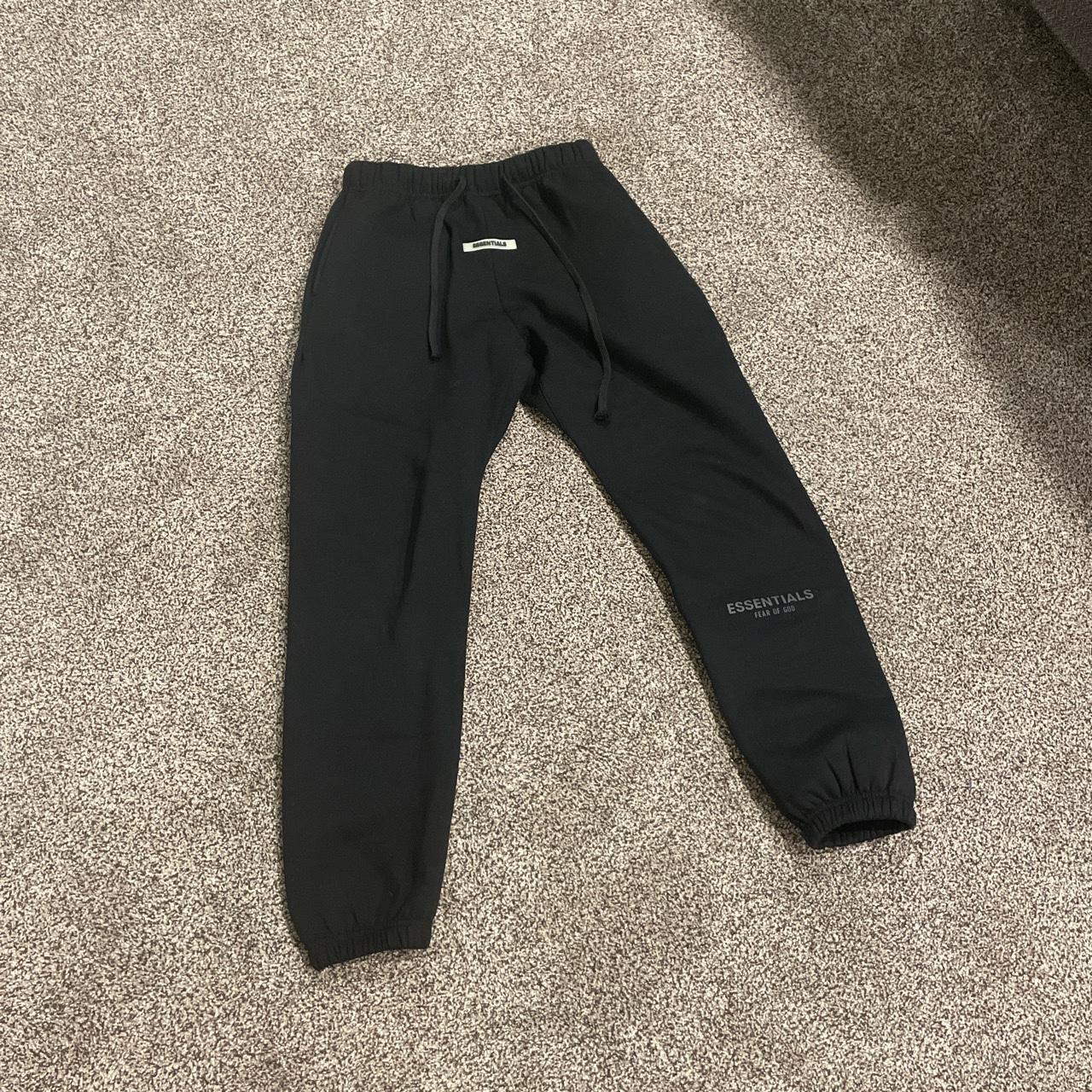 Essential sweatpants - Depop