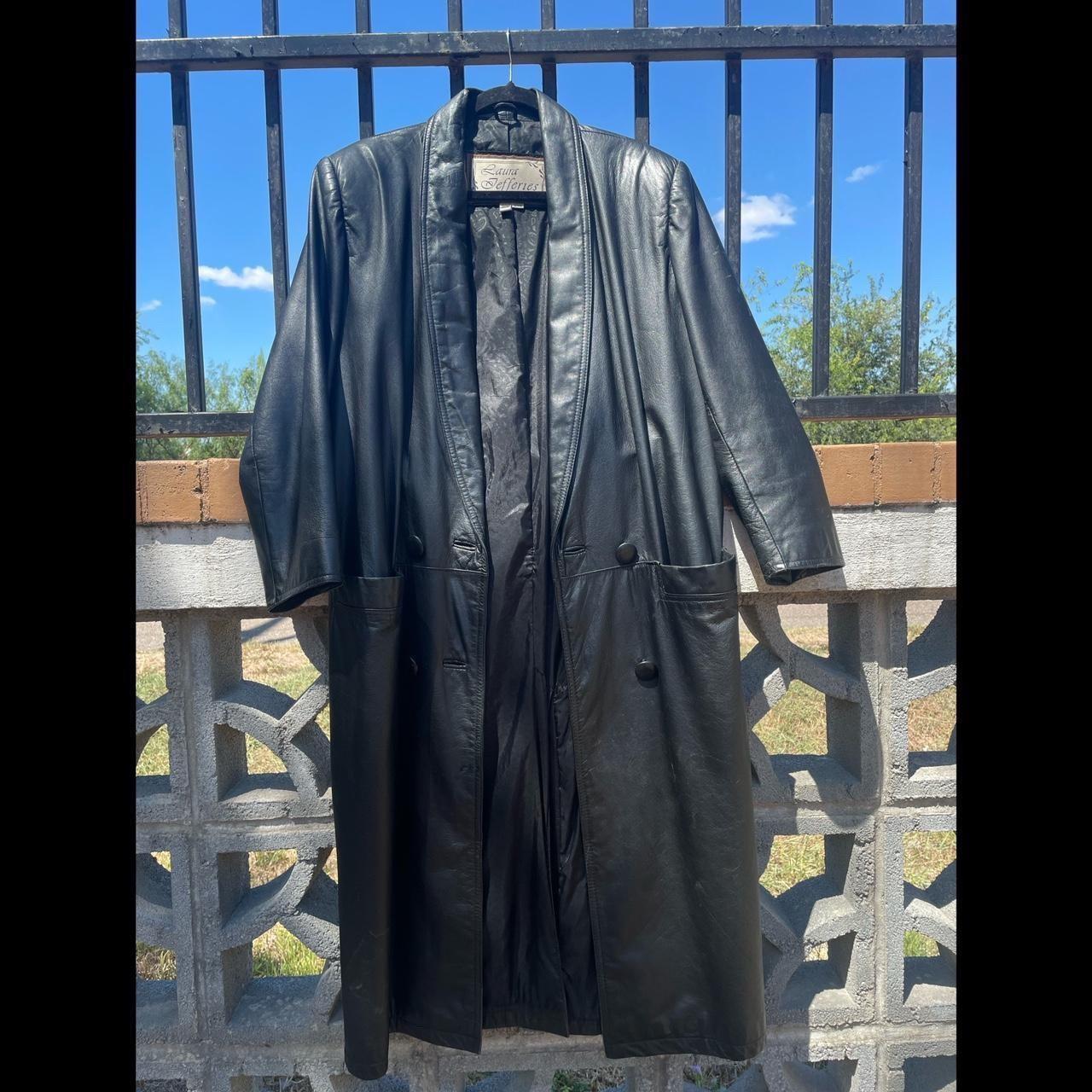 Laura Jefferies leather trench coat 100%... - Depop
