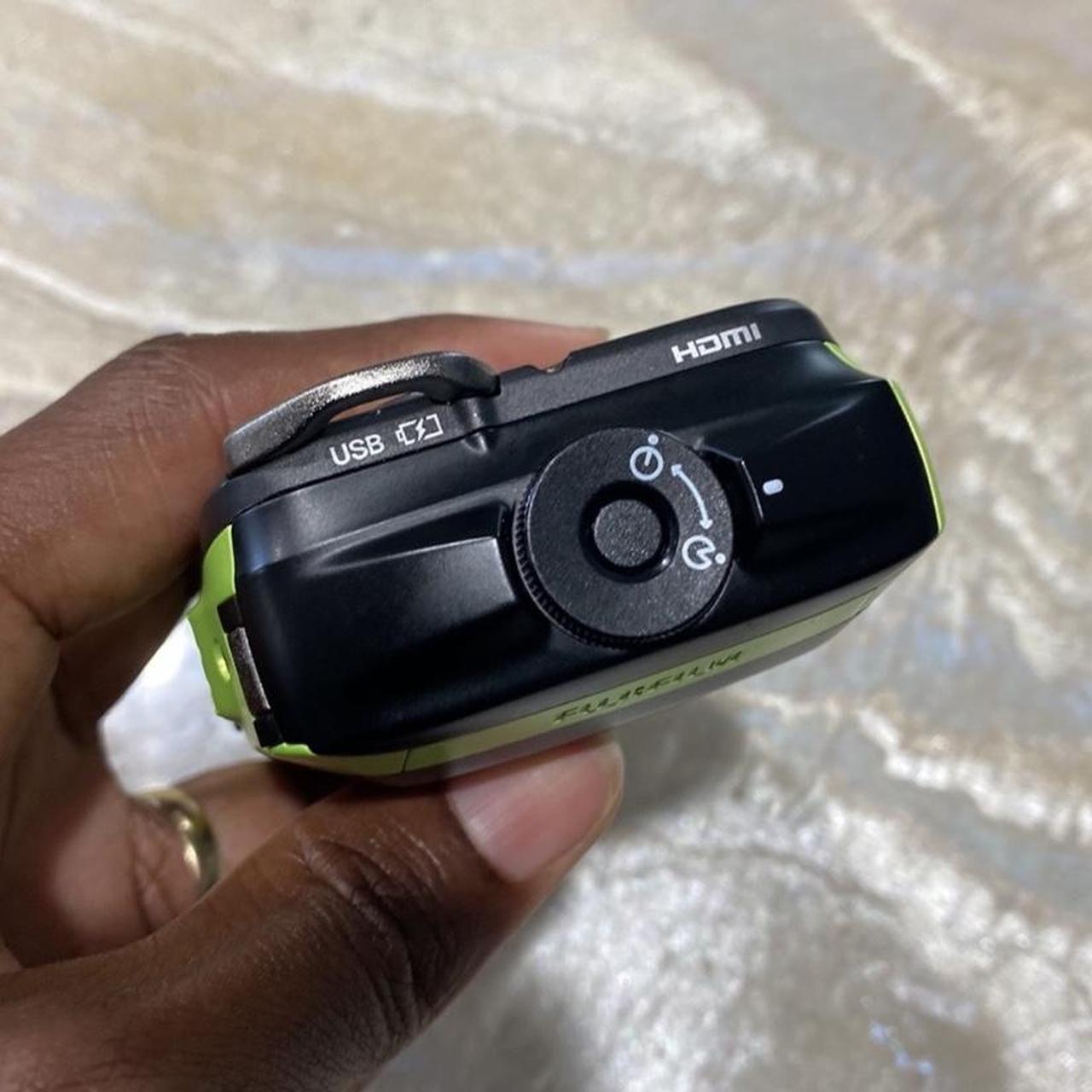 Fujifilm FinePix XP125 Shock/Waterproof Wi-Fi... - Depop