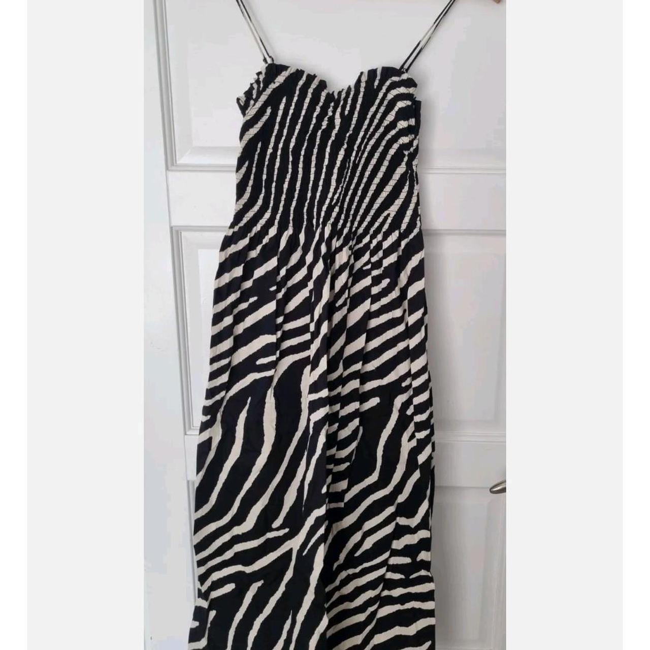 H&M Zebra Print Midi Dress- Size S #h&m - Depop