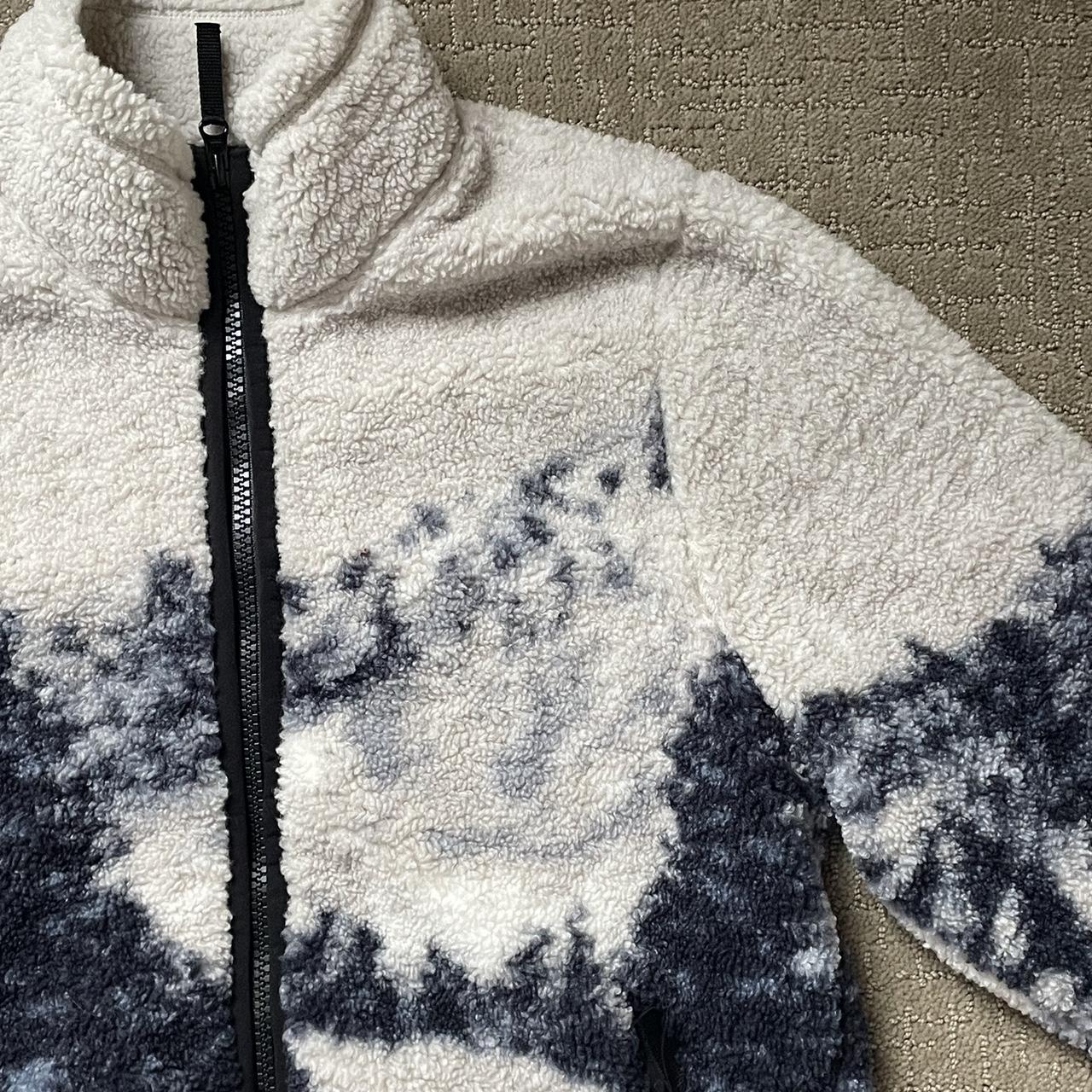 Men’s Nature print fleece So soft and cozy Warmest... - Depop