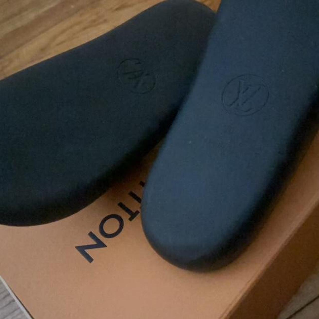 LV pool slides authentic - Depop