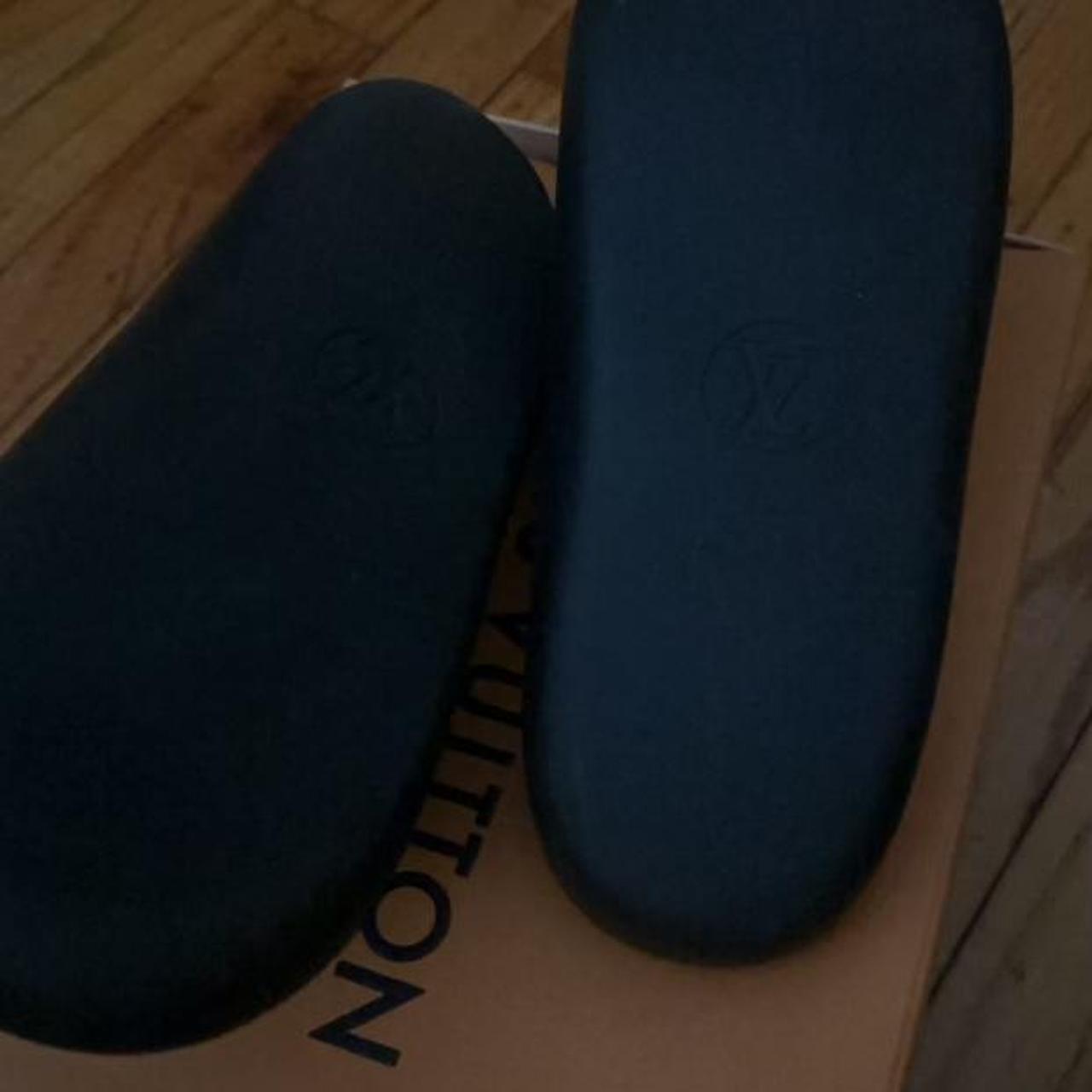 LV pool slides authentic - Depop