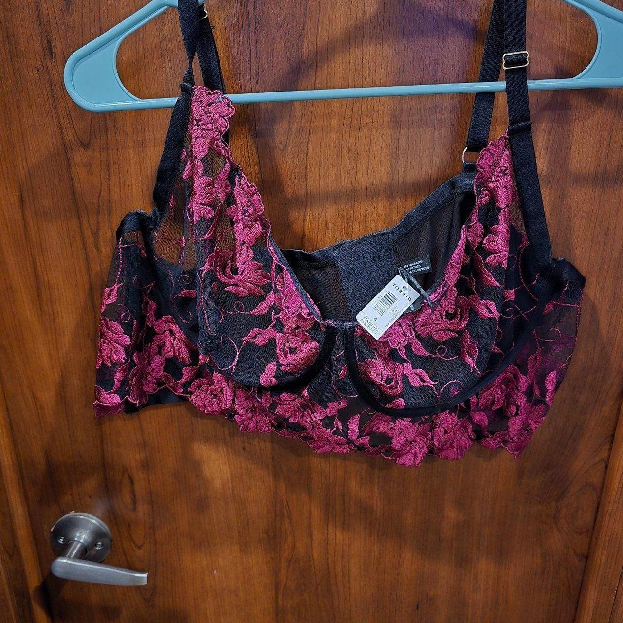 NWT TORRID Two Tone Floral Embroidered Mesh... - Depop