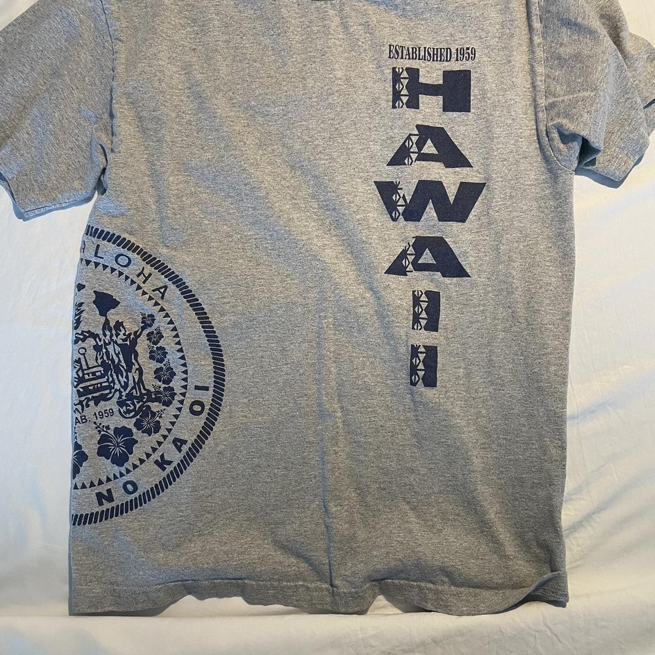 Grey Hawaii shirt M - Depop