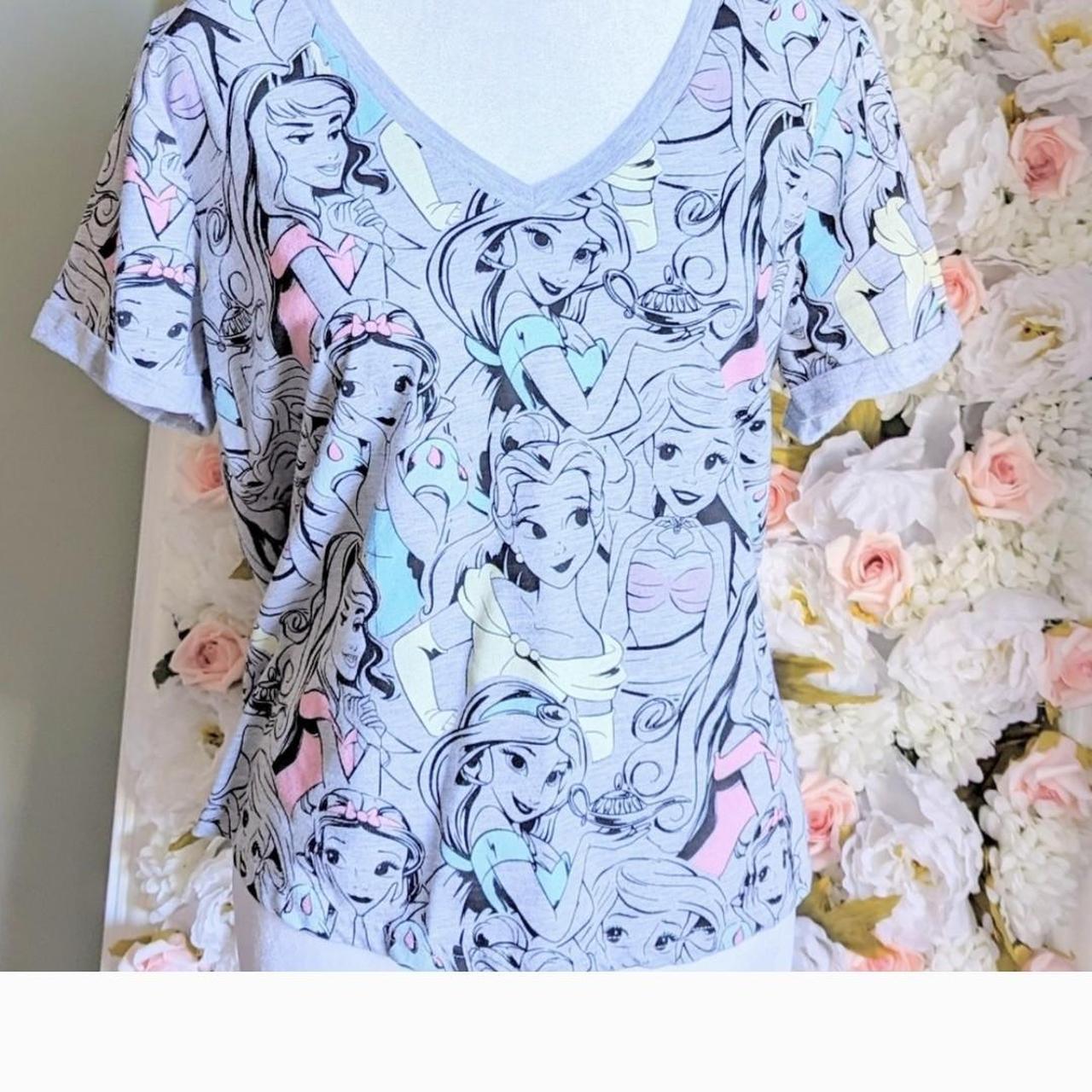 Disney Princess Gray Short‎ Sleeve T-Shirt-SZ M - Depop