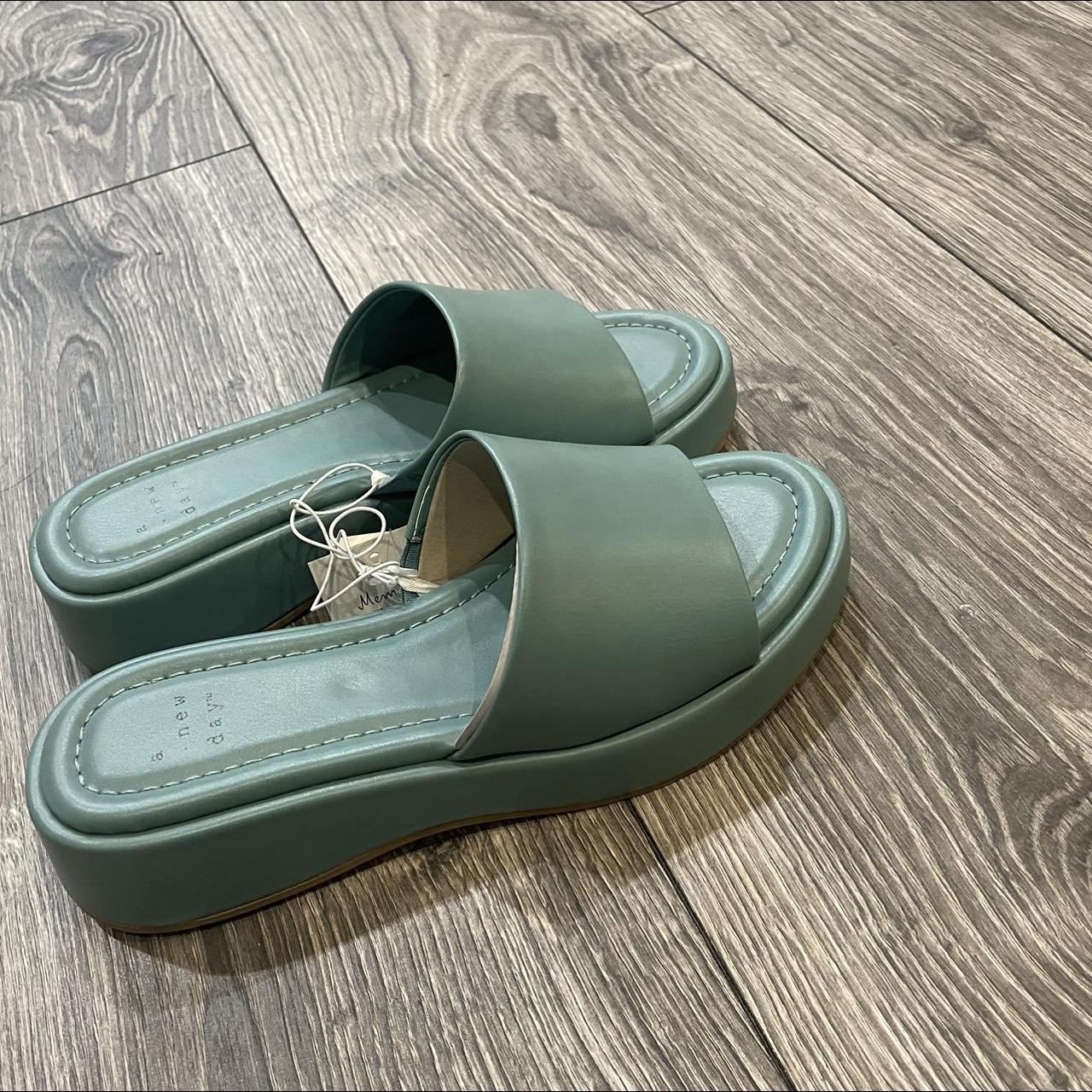 New with tag small platform sandals from target... - Depop