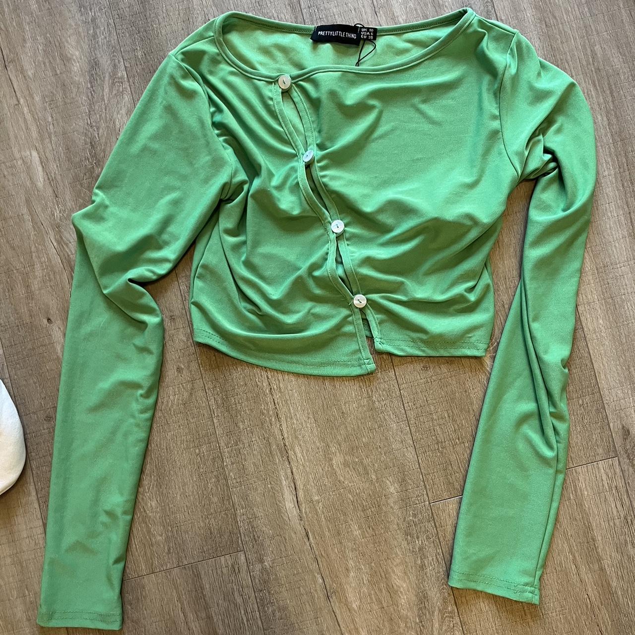 Pretty Little Thing Green Top Never been worn UK 10... - Depop