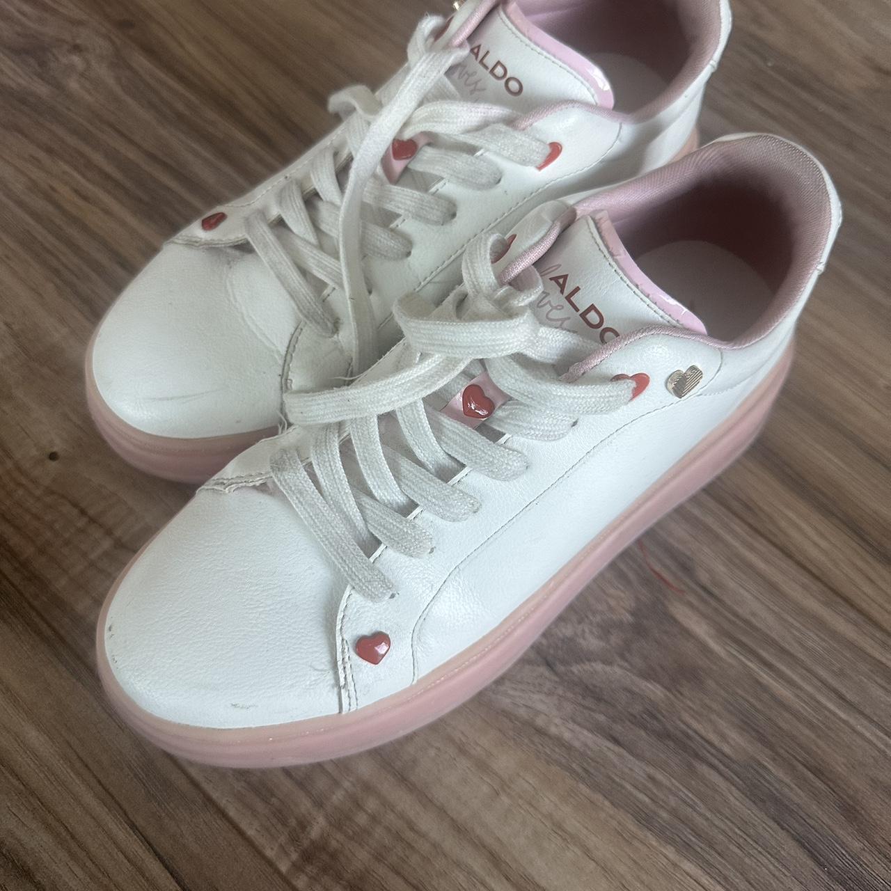 cute Aldo sneakers, in perfect shape #Aldo #heart #... - Depop