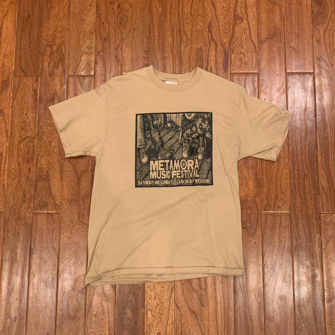 Tan Medium Graphic T - Depop