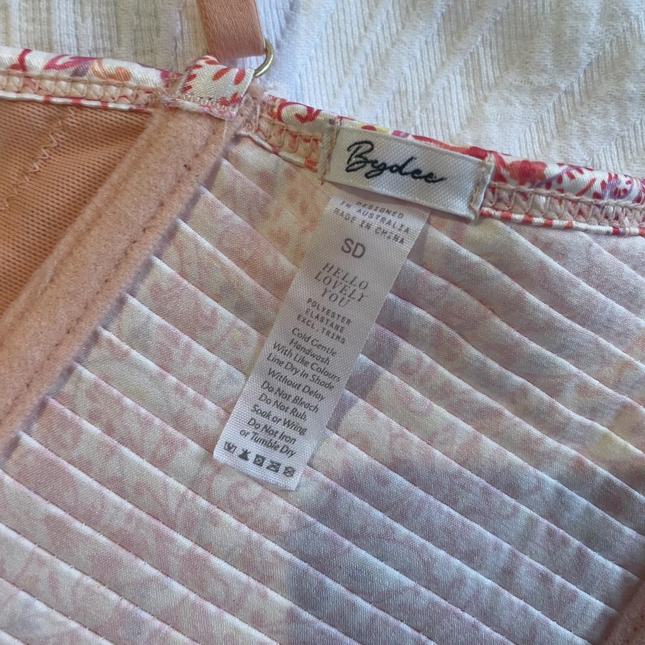 Bydee corset top Best for smaller boobs Instant... - Depop