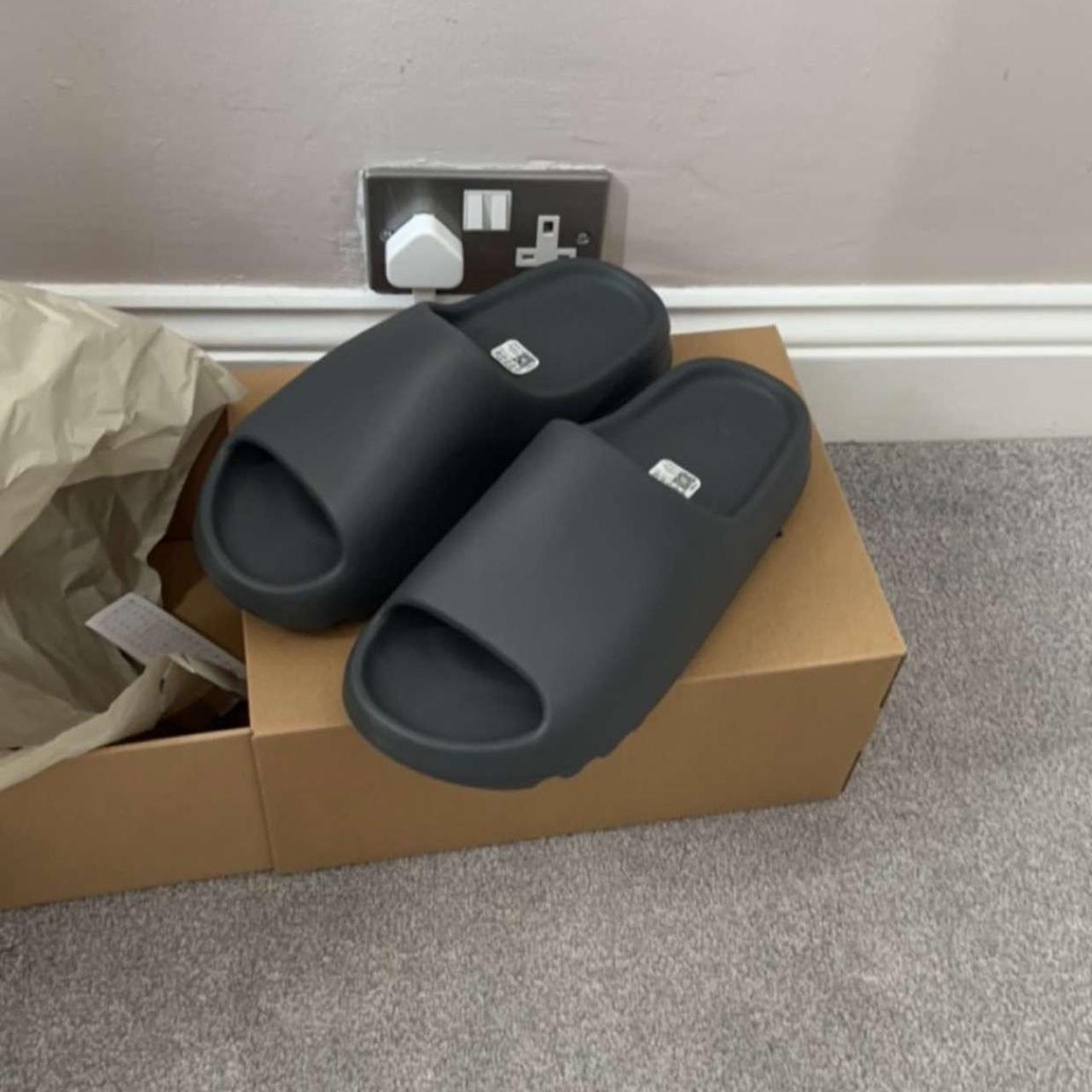 Yezzy slides slate grey #yezzy #adidas #slategrey - Depop