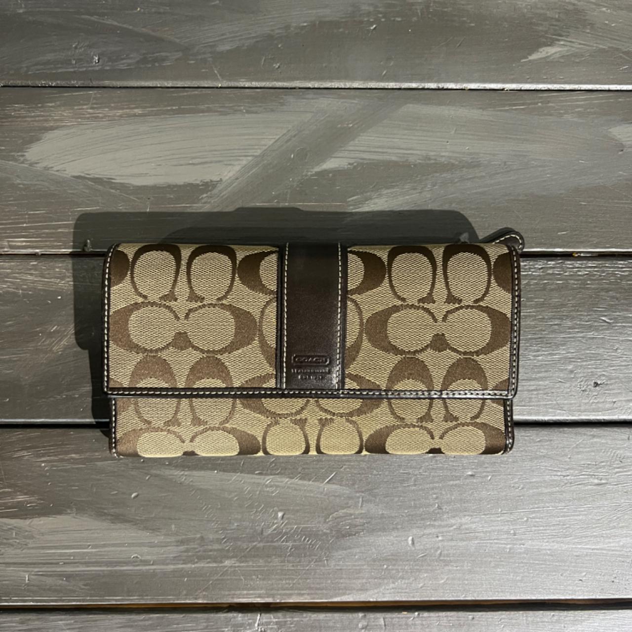 Coach vintage wallet -Excellent condition! - Depop