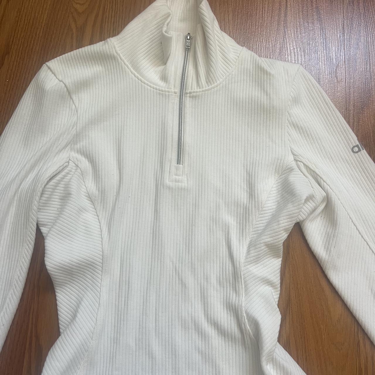 Alo body suit xs - Depop