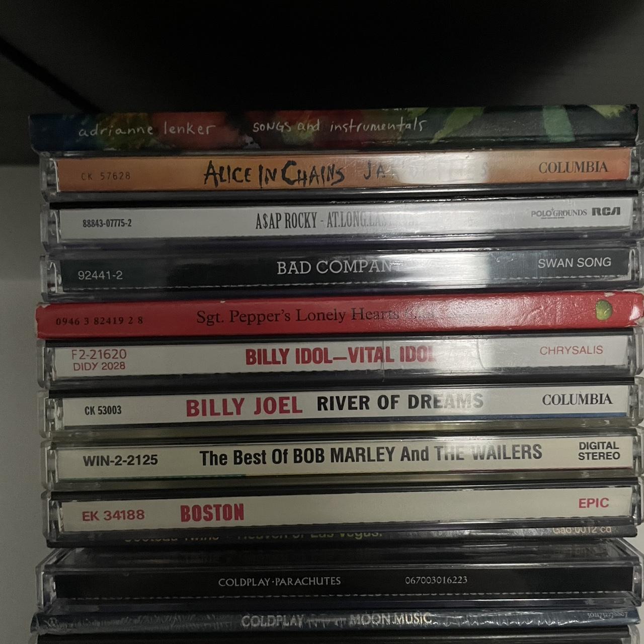 SEND ME TRADES FOR NEW CDS #radiohead #the smiths | Depop