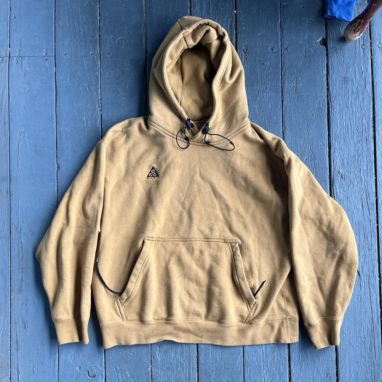 Y2K Nike ACG hoodie L Please Look at all photos... - Depop