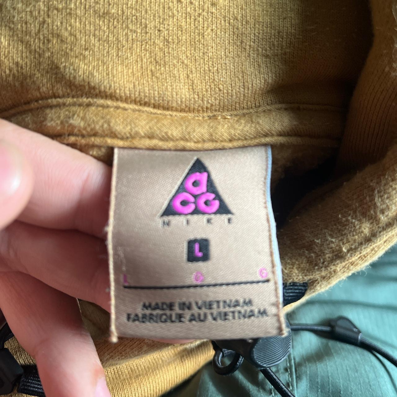 Y2K Nike ACG hoodie L Please Look at all photos... - Depop