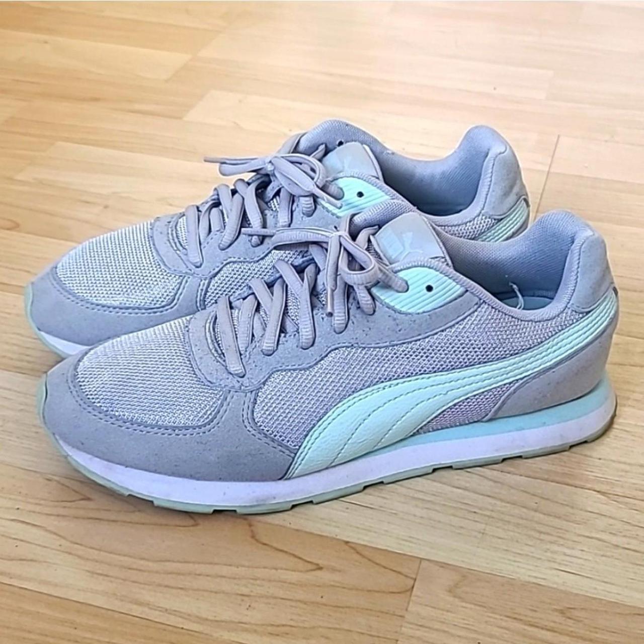 Puma Women's Retro Runner Lace Up Sneakers -Grey /... - Depop