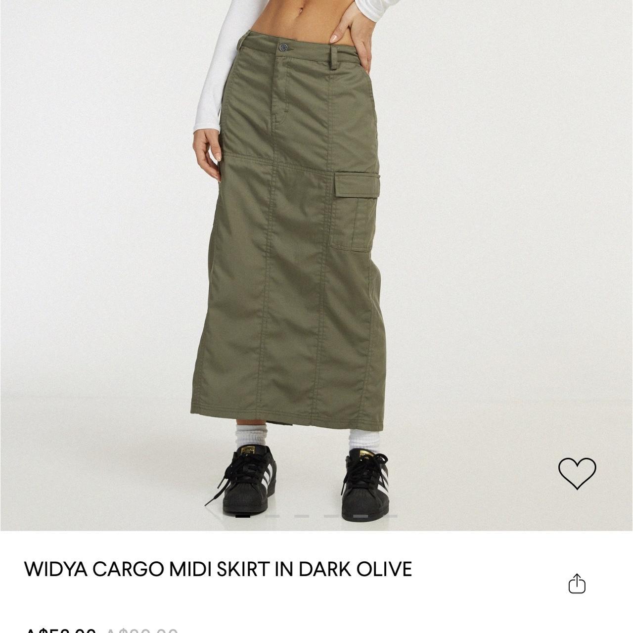 Motel rocks Cargo skirt Never worn - Depop