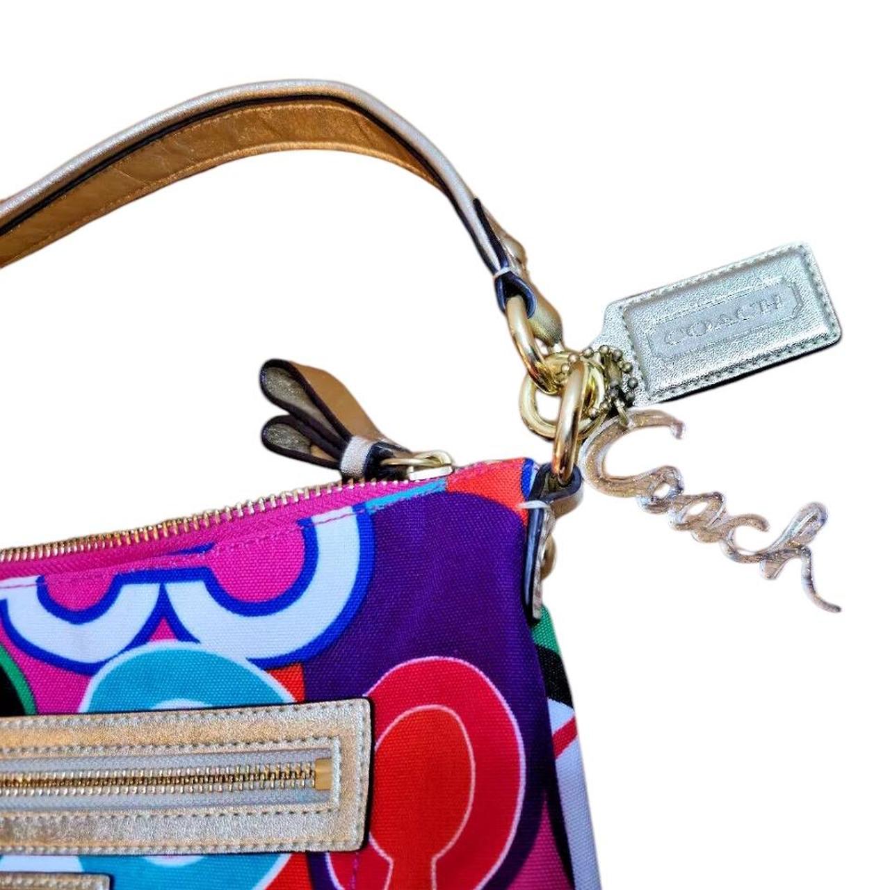 Coach Signature Daisy Poppy Pop C Graffiti Demi... | Depop