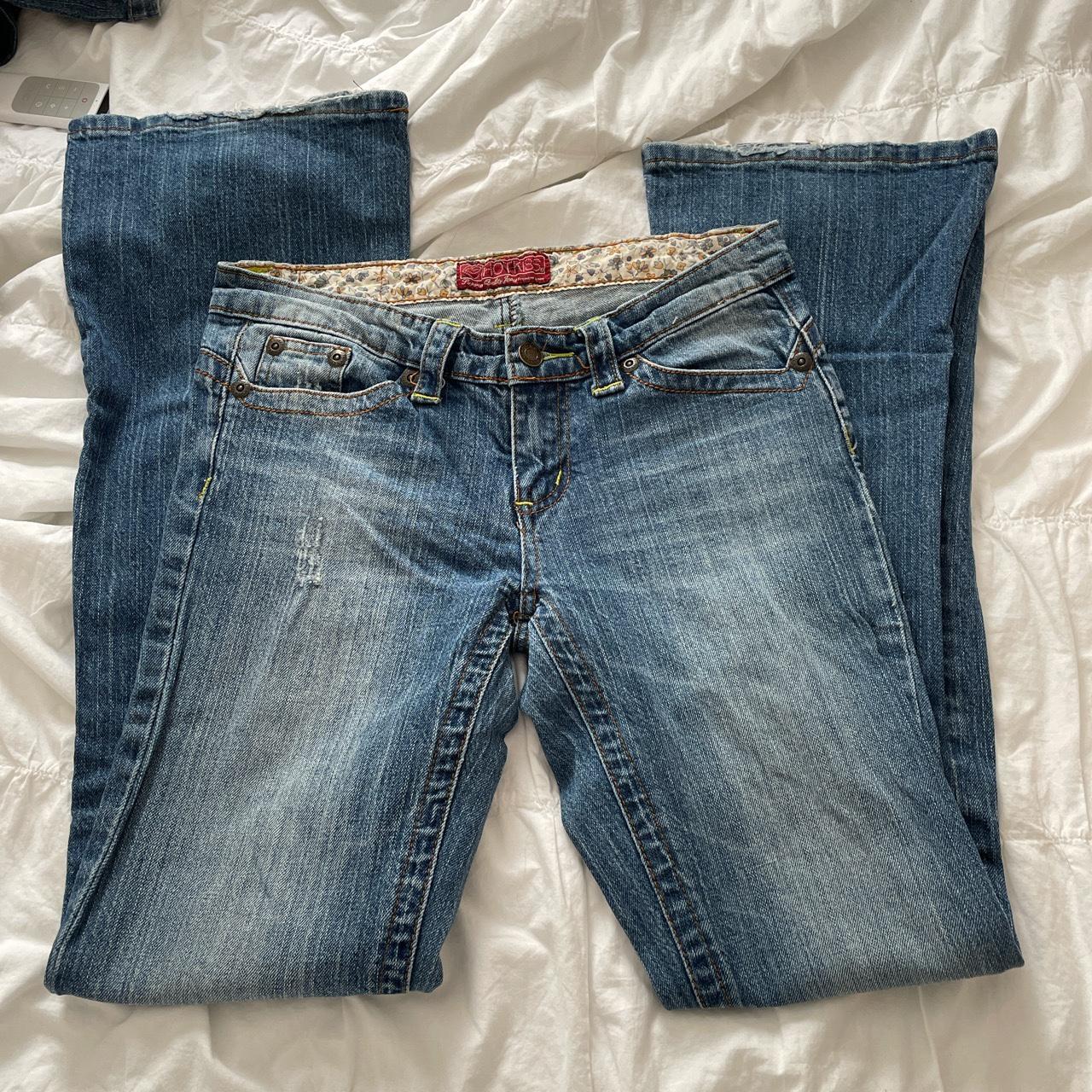 y2k low rise jeans. the star pockets are super cute🌟... - Depop