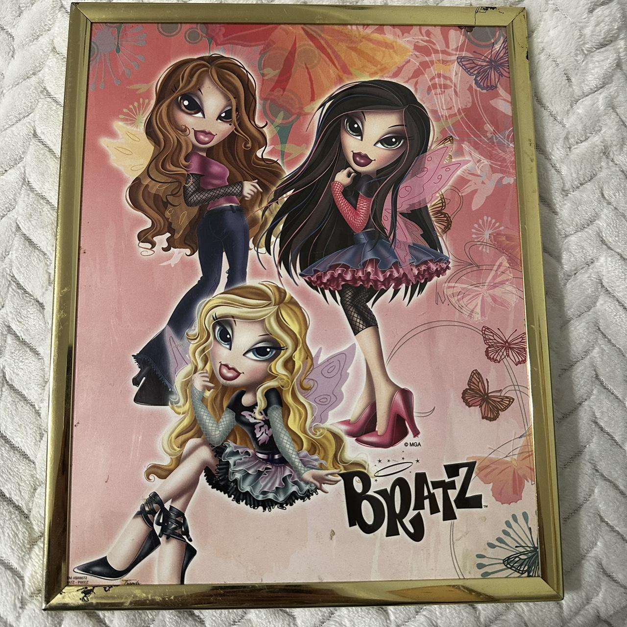 BRATZ picture frame!!! 🌸🌸🌸 Part of my childhood so... - Depop