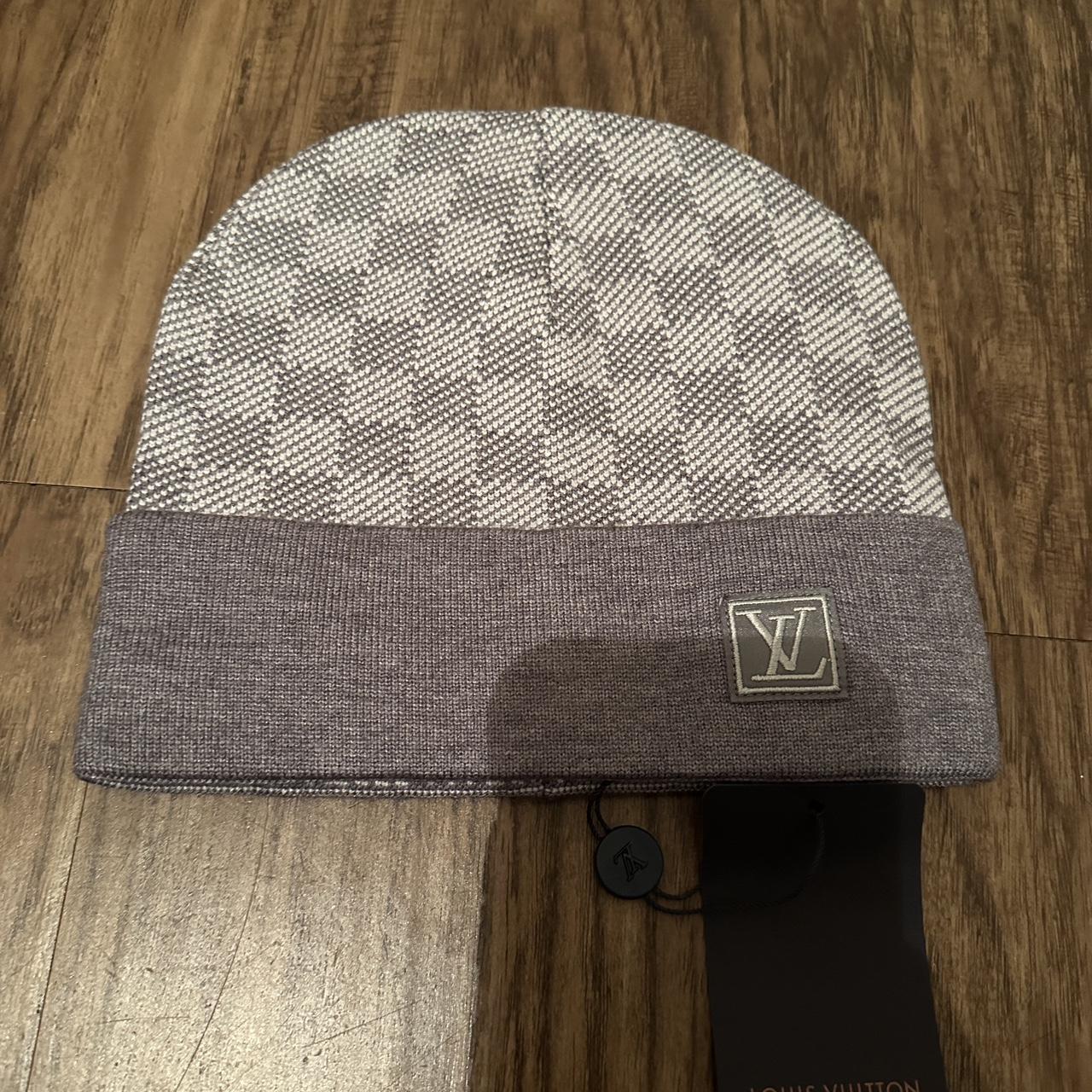 Grey Louis Vuitton beanie - Depop