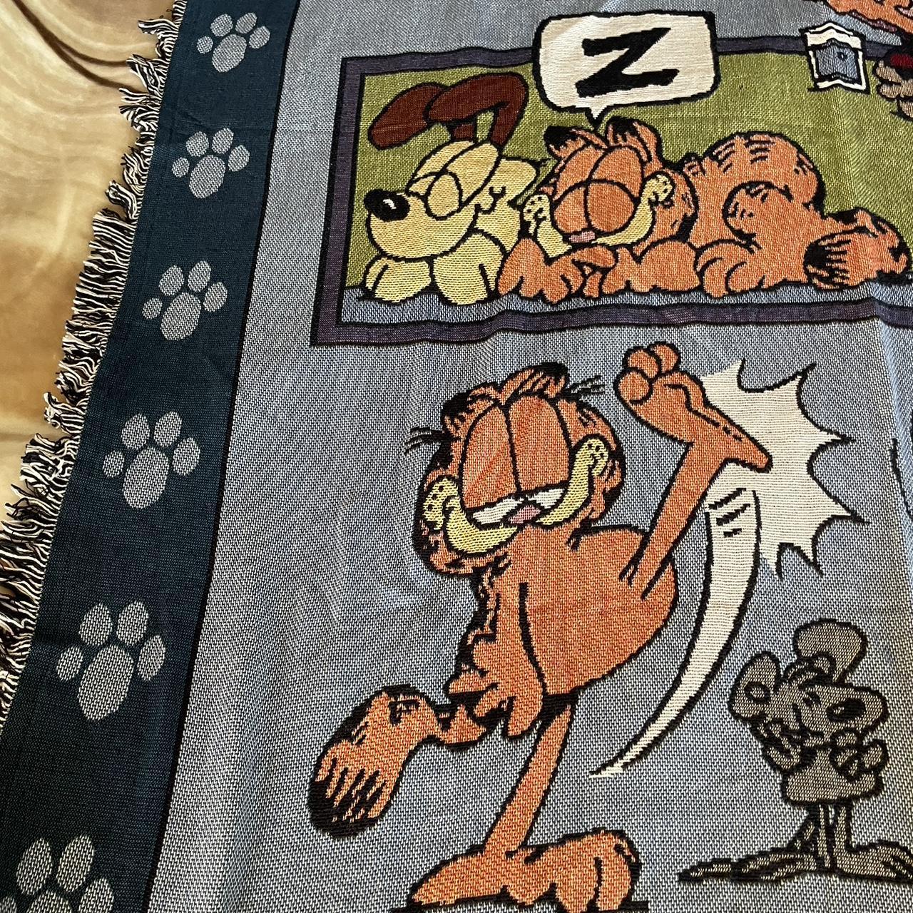New DANBURY MINT Garfield Collectible Throw (All in... - Depop