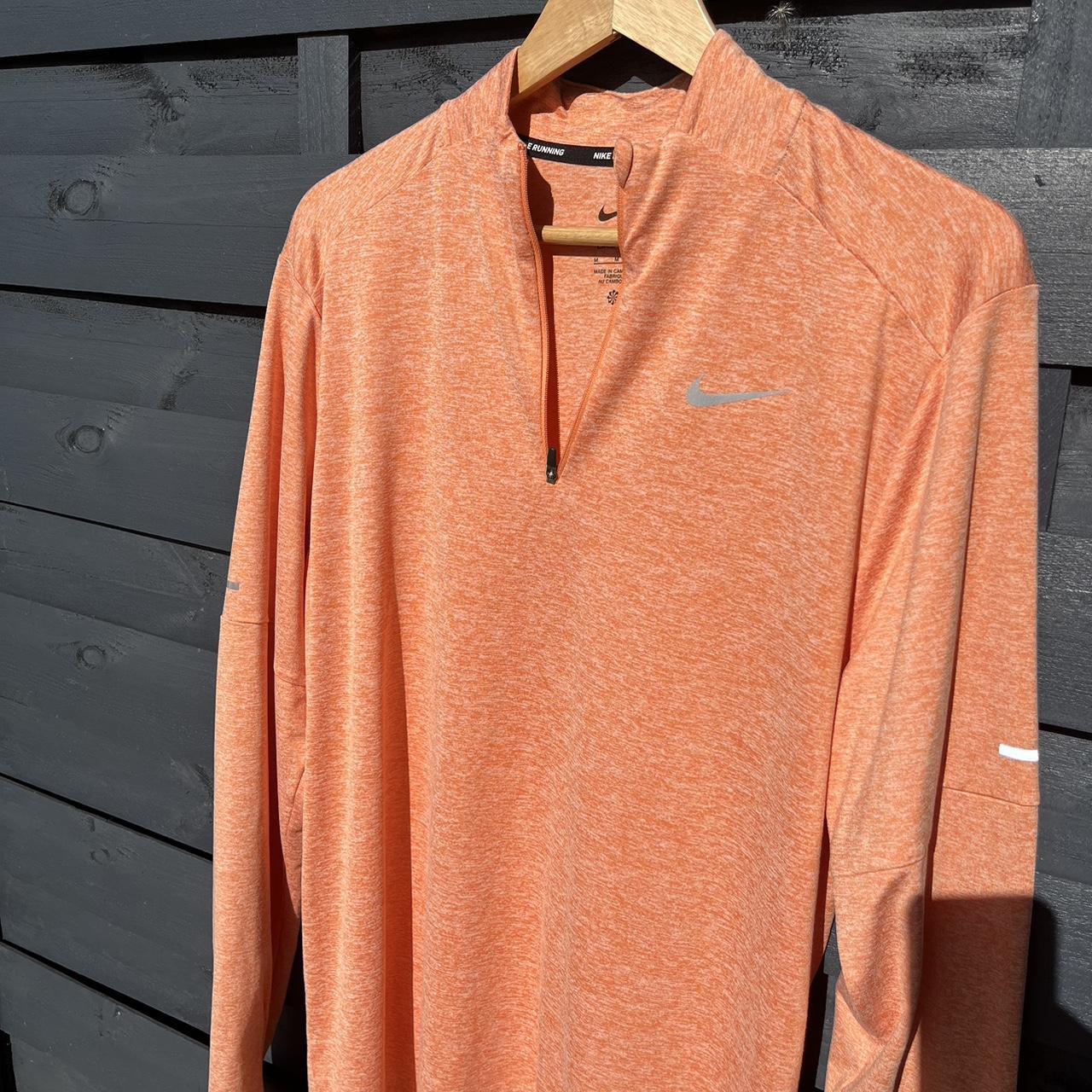 Nike running half zip men’s Medium like new worn once - Depop