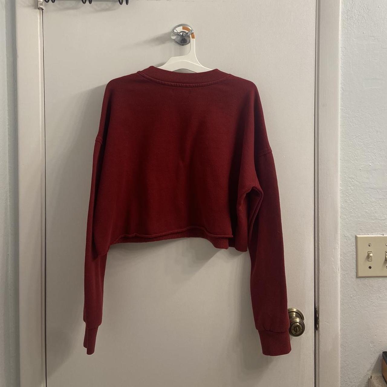 Red cropped sweater - Depop