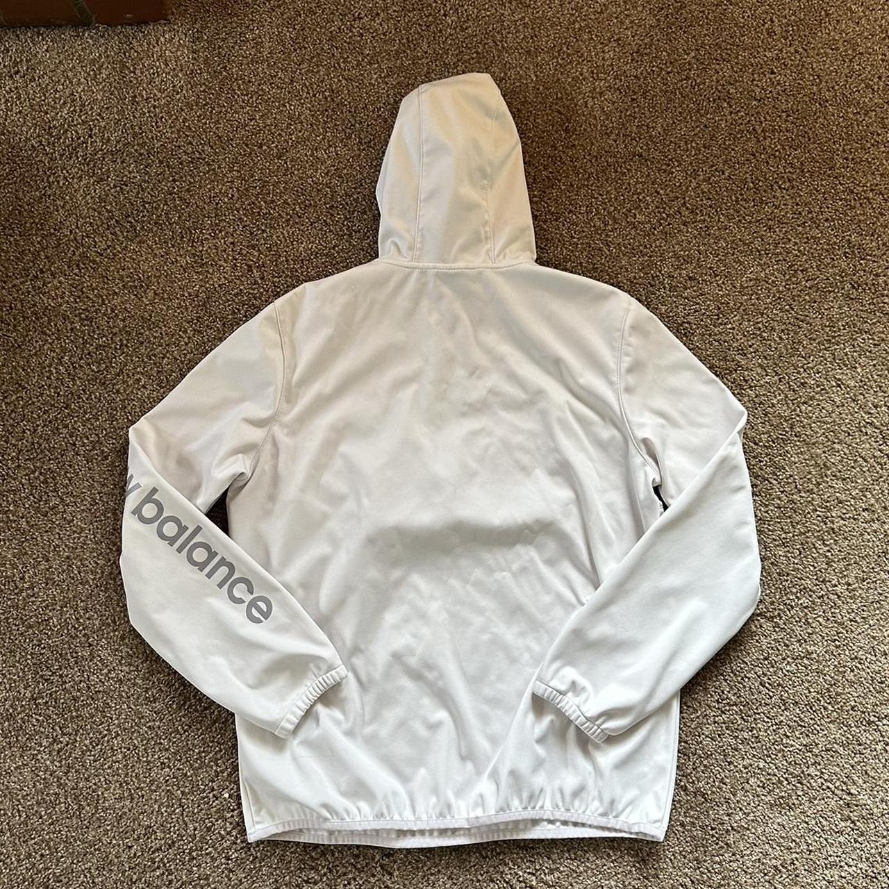 New Balance Jacket Zipper pocket Size large - Depop